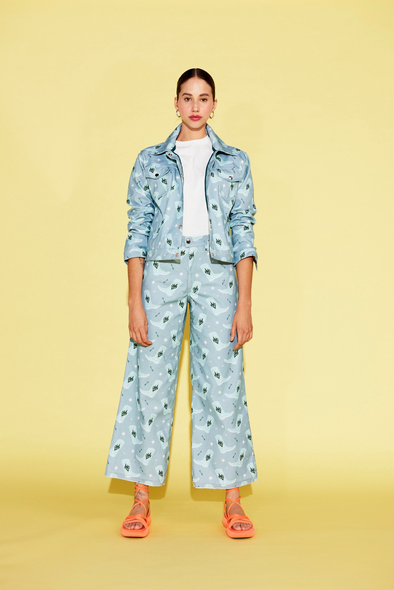 PASO 1 / ELIGE TU TOP – UPSET